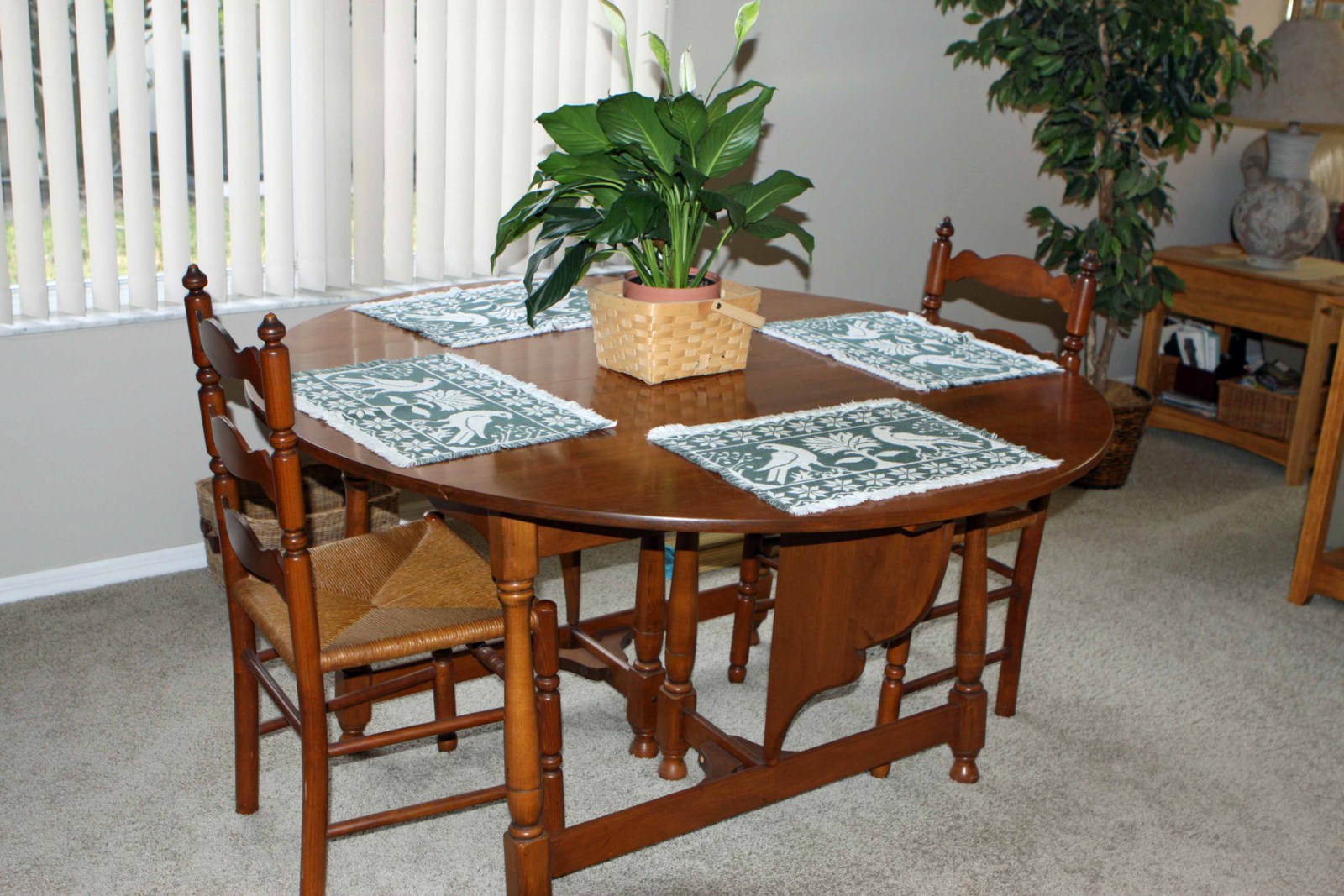 Sprague Carleton Drop Leaf Dining Table (Stamped with Sprague Carleton ...